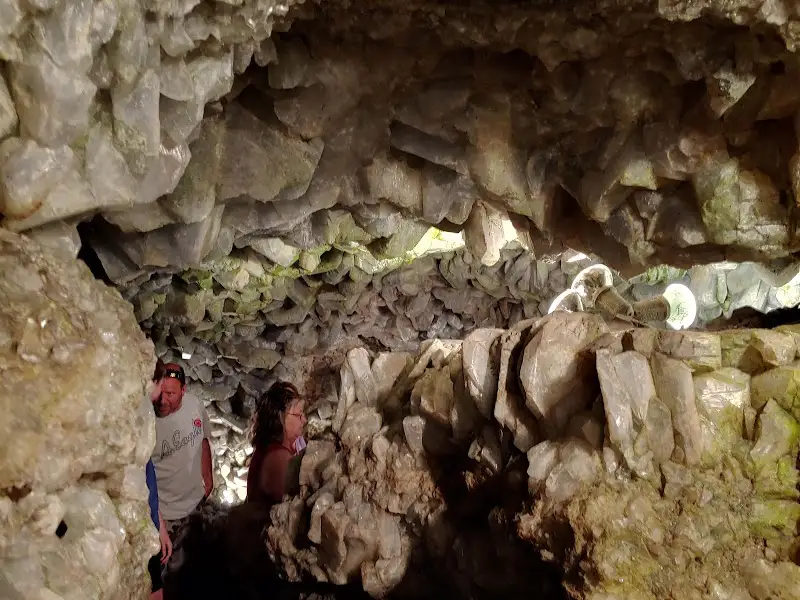 Crystal Cave - Exploding Travel